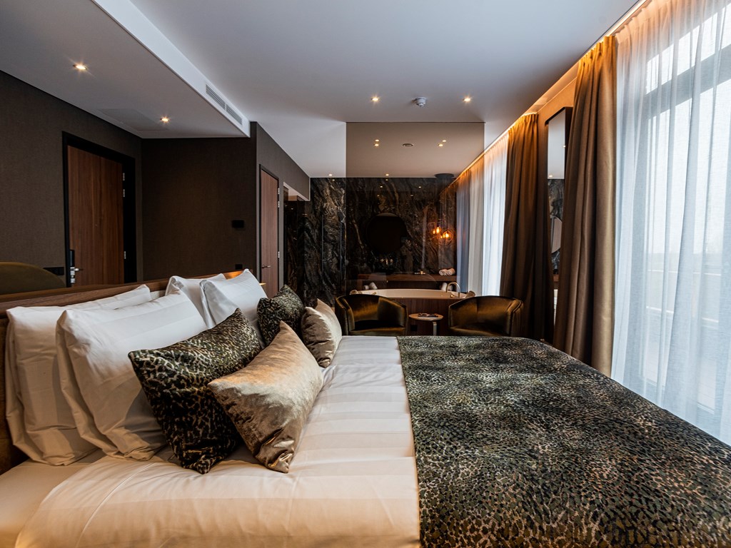 Van der Valk Hotel, restaurant, live cooking, arrangementen - Hotel Almere